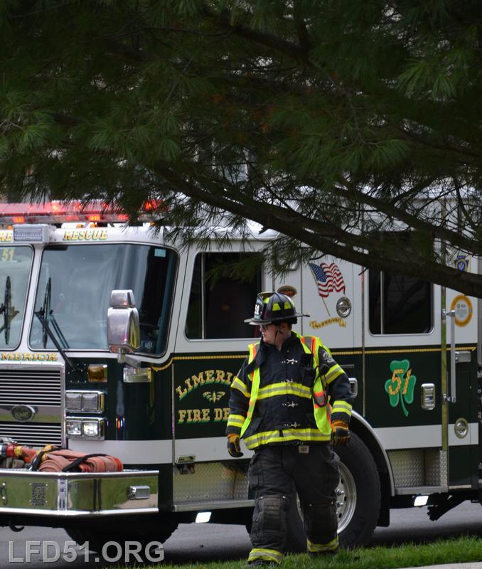 Residential Vehicle Accident with Rescue - Limerick Fire Department